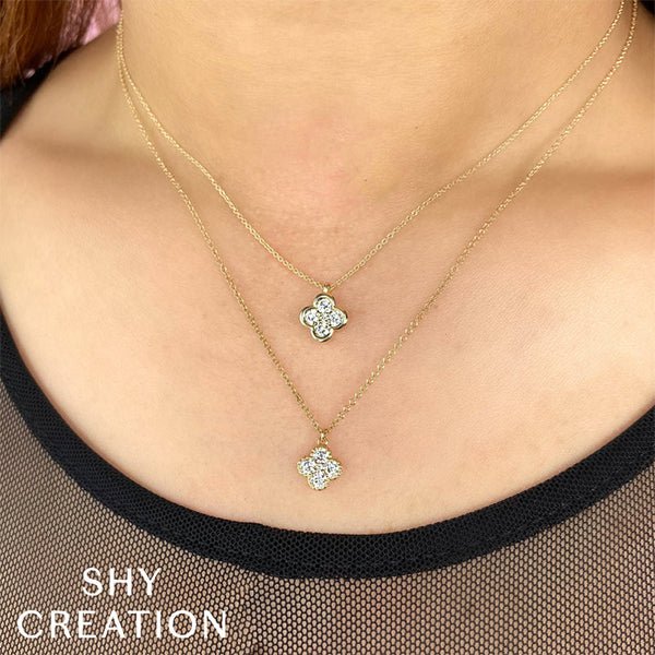 Shy Creation Diamond Clover Necklace
